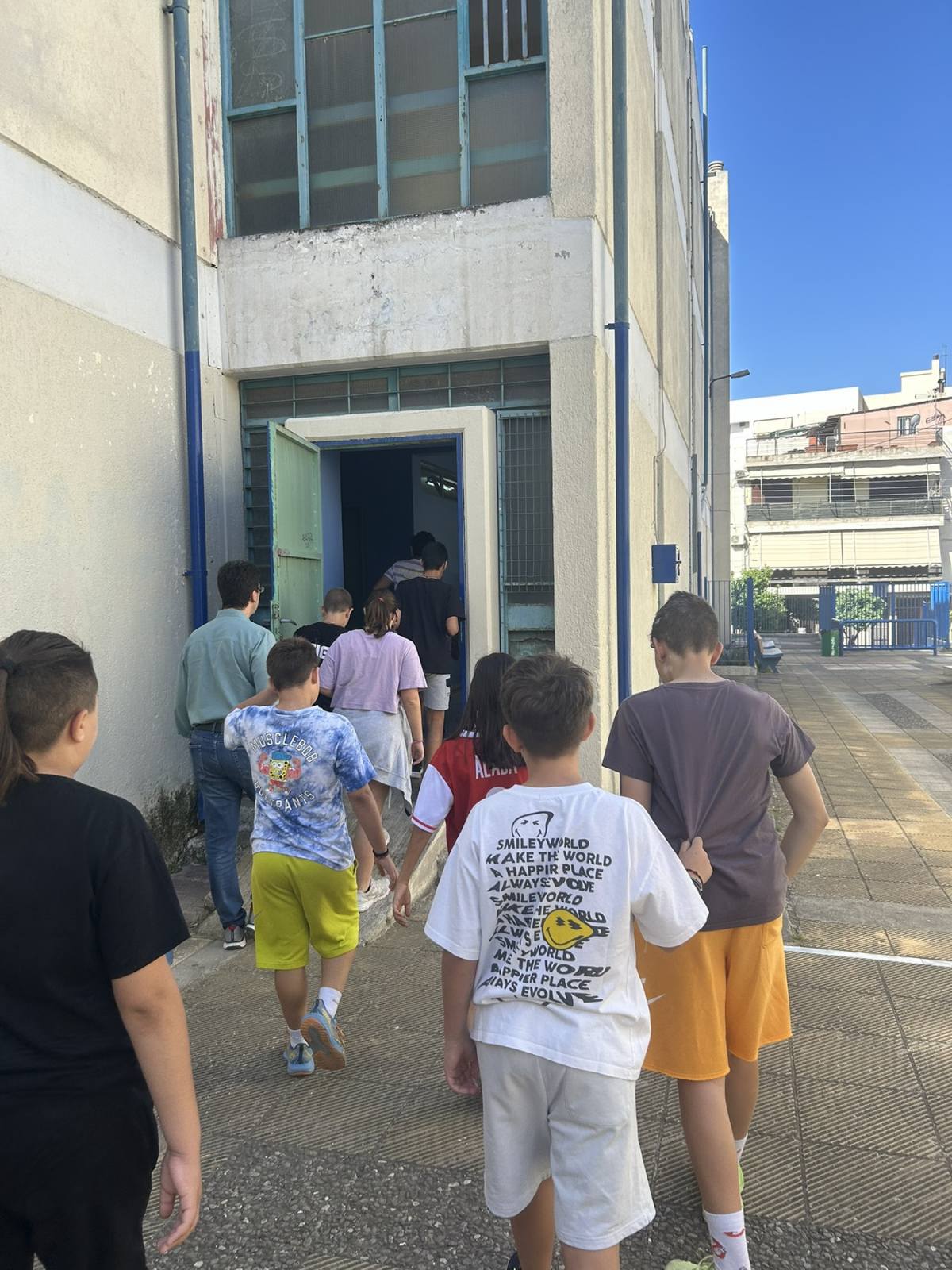 ΕΠΙΣΚΕΨΗ ΣΤΟ 5ο ΓΥΜΝΑΣΙΟ ΝΕΑΣ ΙΩΝΙΑΣ ΑΤΤΙΚΗΣ - 4ο Δημοτικό Σχολείο Νέας ...